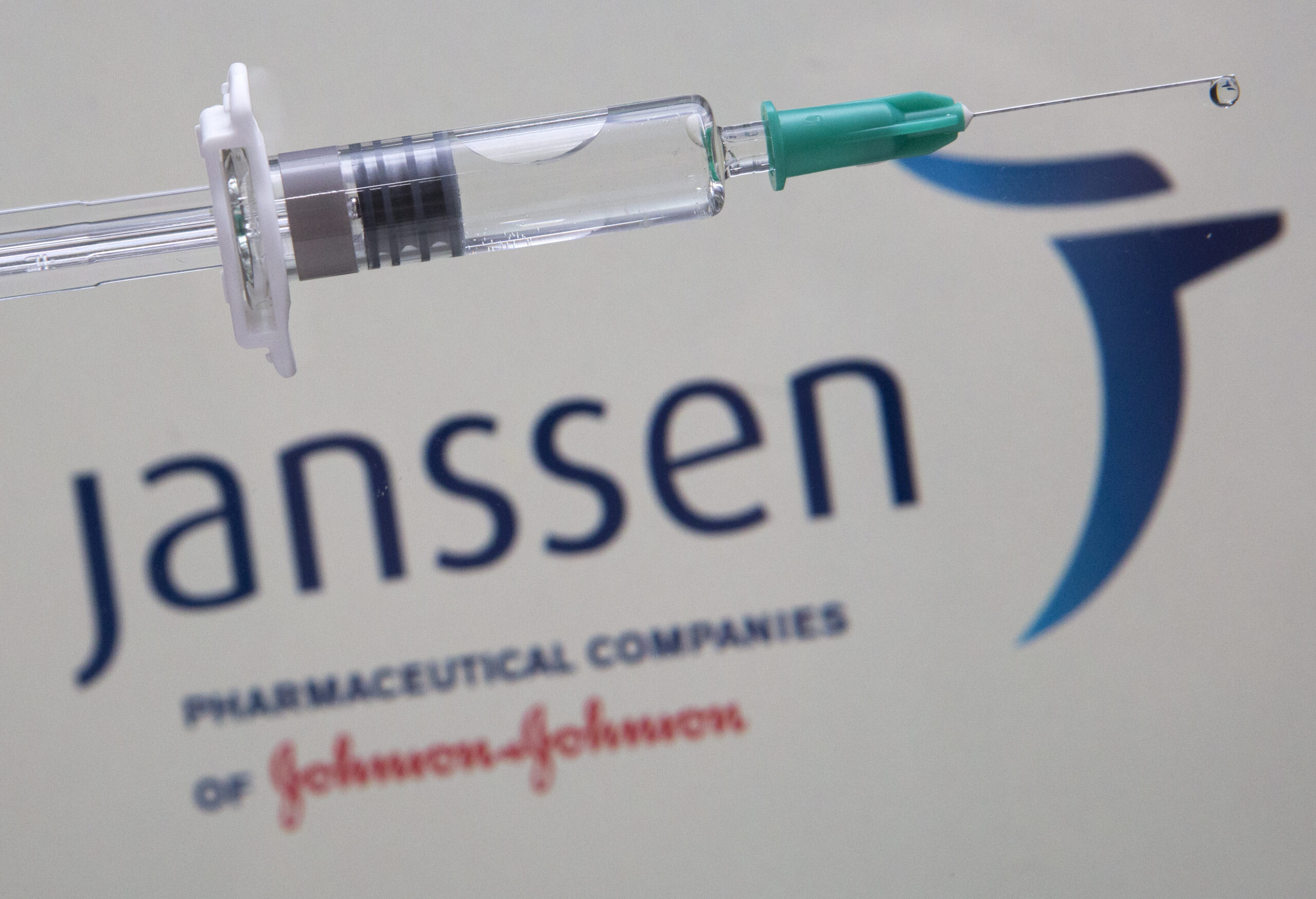 Estado e municípios aprovam distribuição da vacina Janssen para a ...
